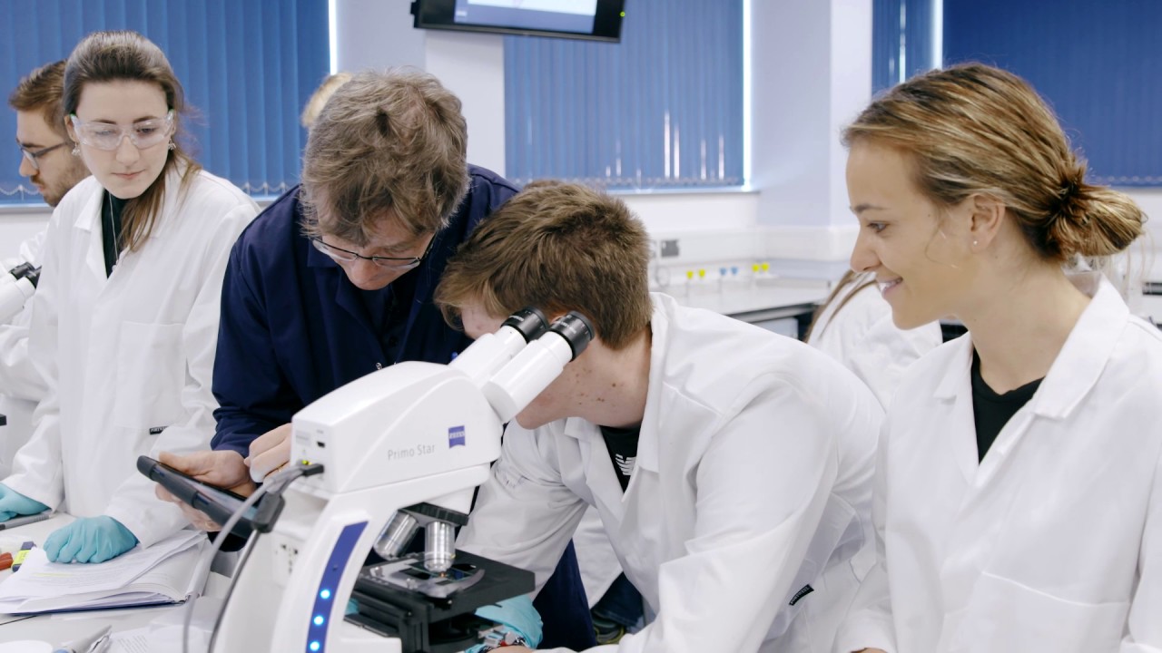 Digital Classroom with ZEISS Microscopes - YouTube