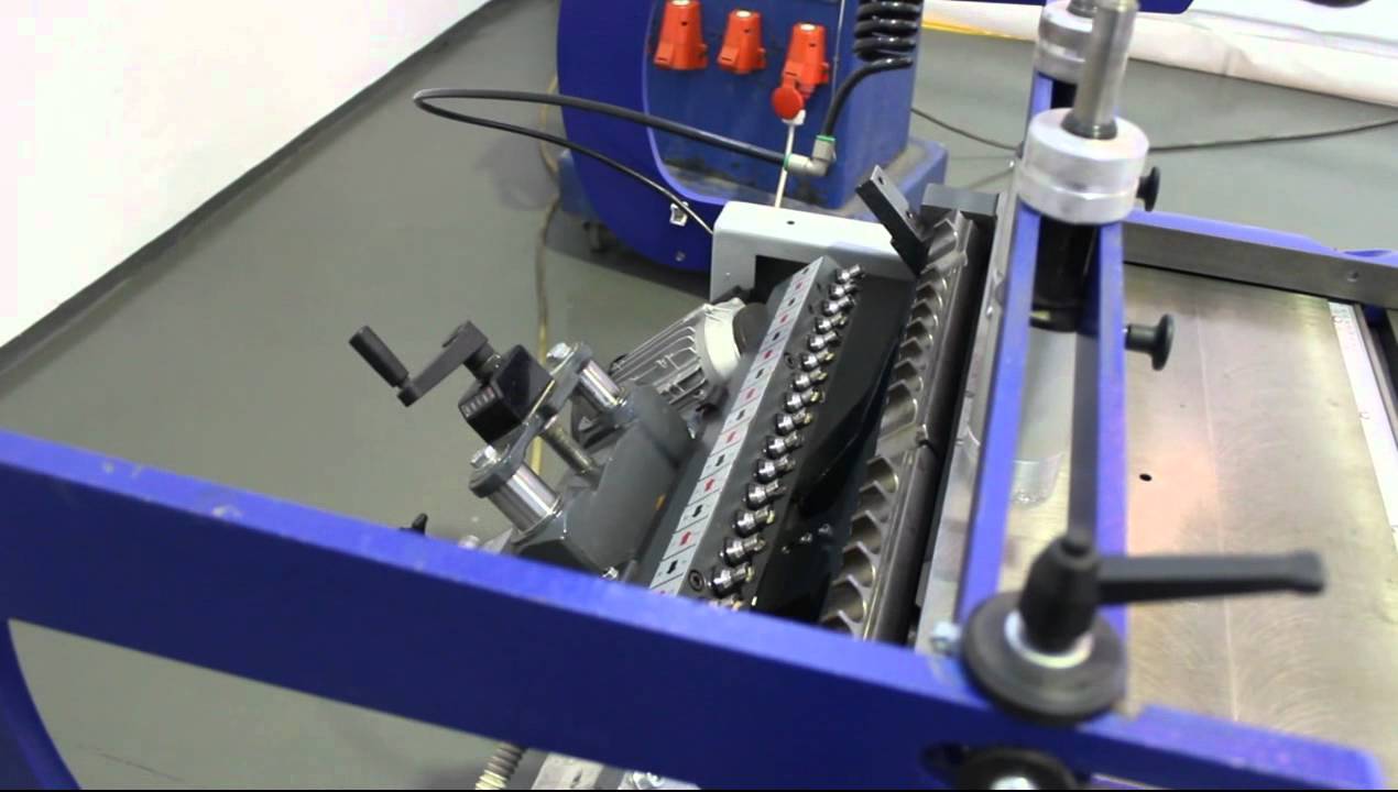 Mehrspindelbohrmaschine Felder RL160 - YouTube