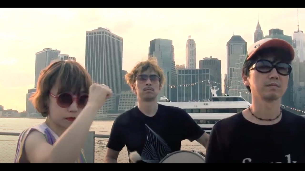 THE MOLICE "Round Round Round" - YouTube