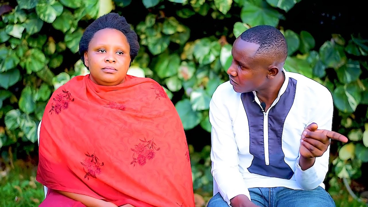 Kanyagwe uhuye n'umuhungu amashyi meshi kuri #Elisa kubitaa hhhhh 🤣🤣😂😂 ...