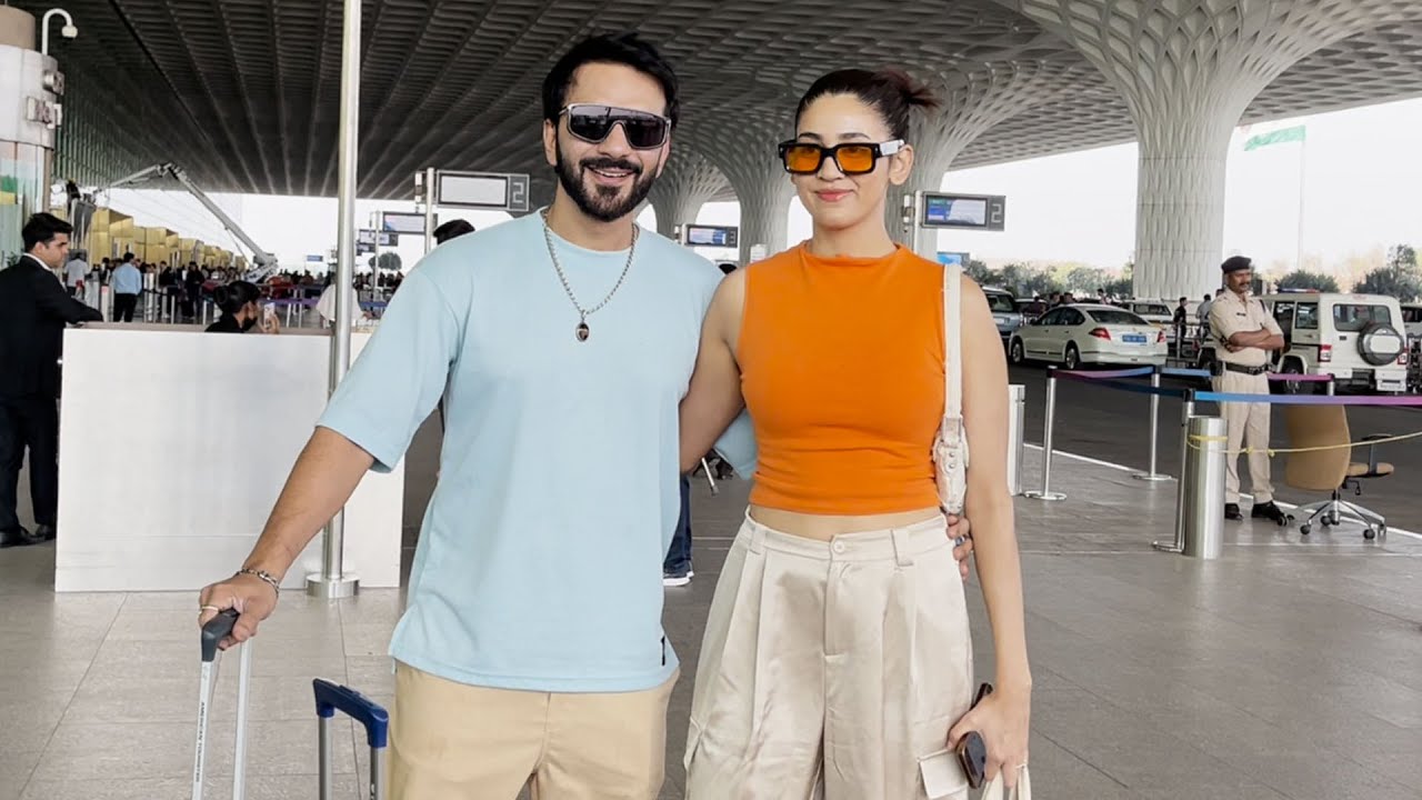 Ali Merchant With Wife Andleeb Zaidi Spotted At Airport - YouTube