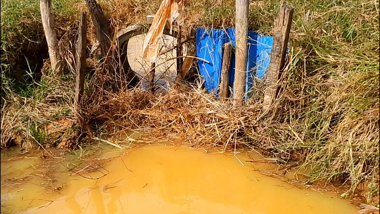 Unclogged Culvert Drain - Removal Debris Clogged Culvert Drain On Canal ...