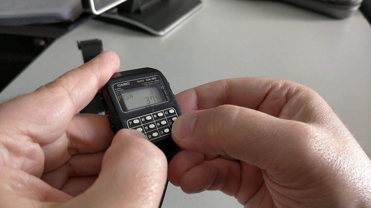 Casio ca-90 Space Invaders Game - YouTube