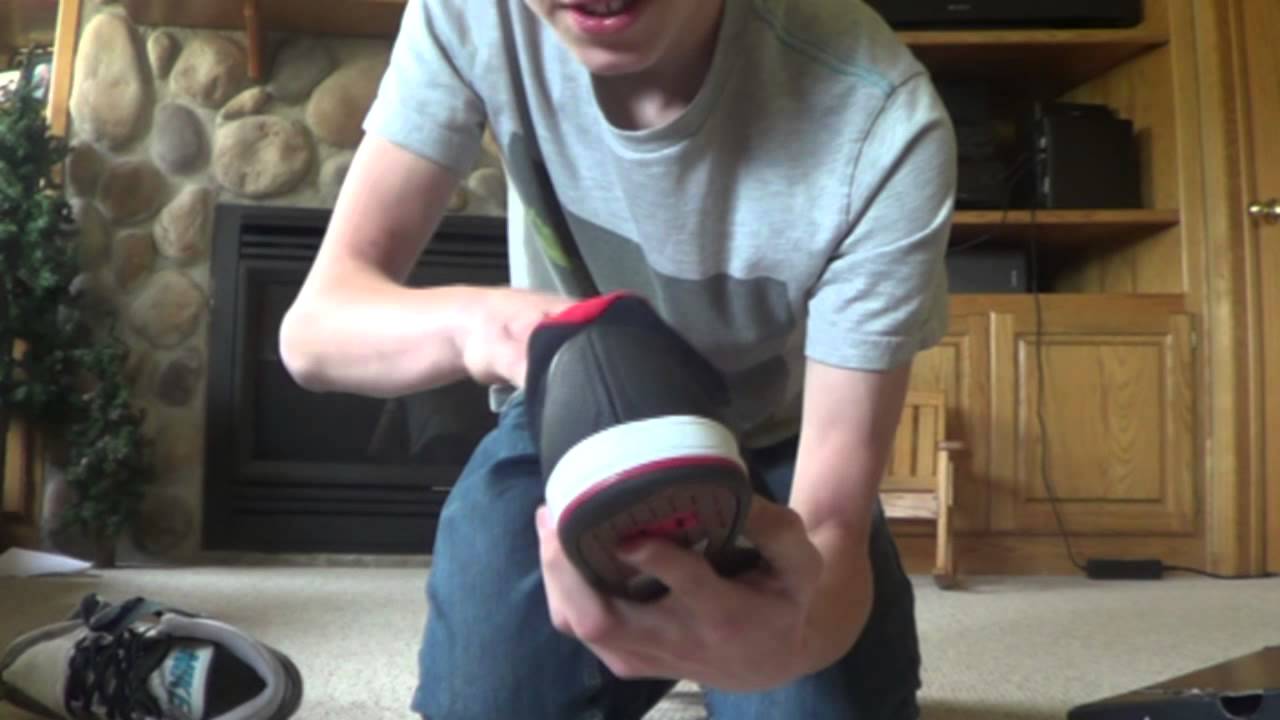 Mike Mo Signature DC Shoe Unboxing!!! - YouTube