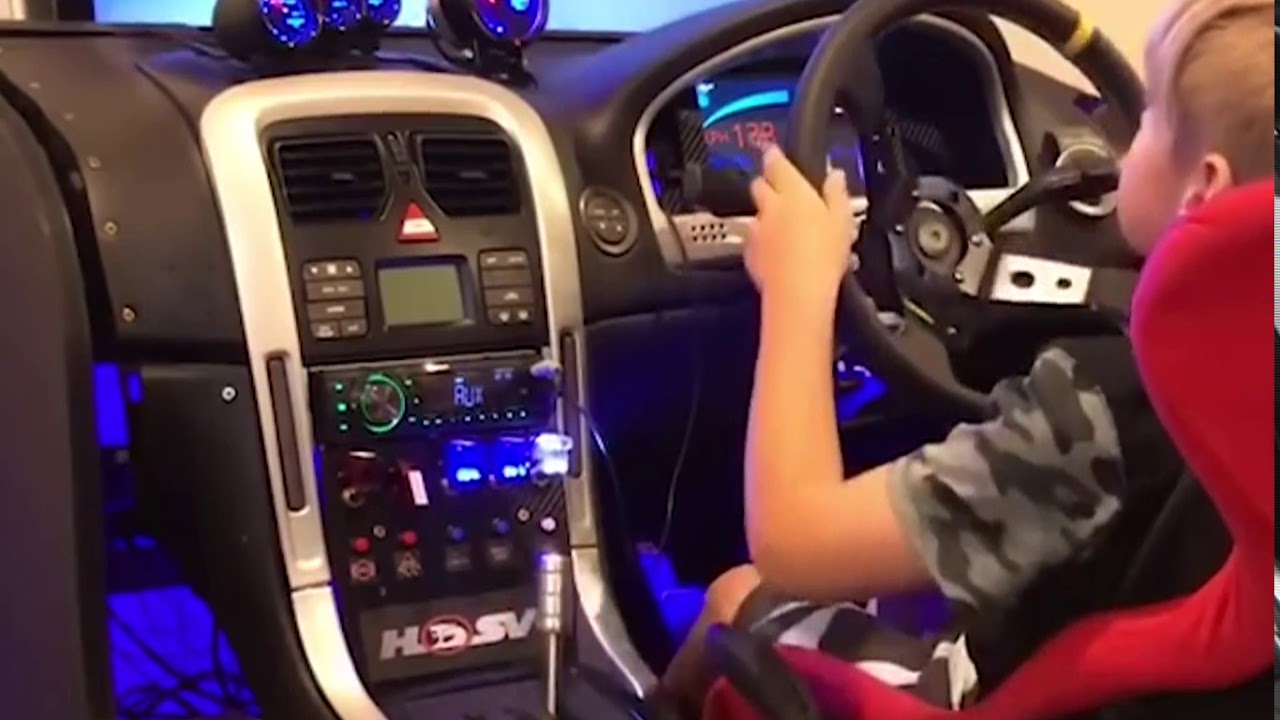 This kid s gaming set up is unreal - YouTube