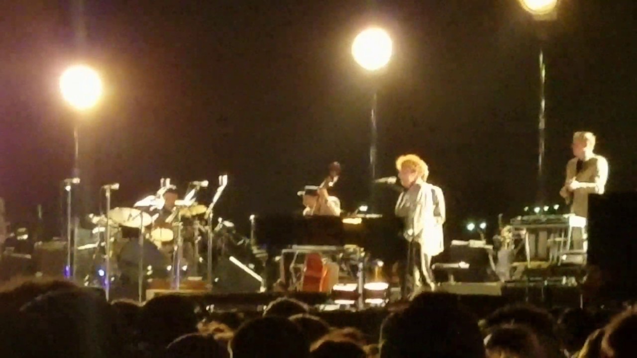 Bob Dylan- A Hard Rain's Gonna Fall - YouTube