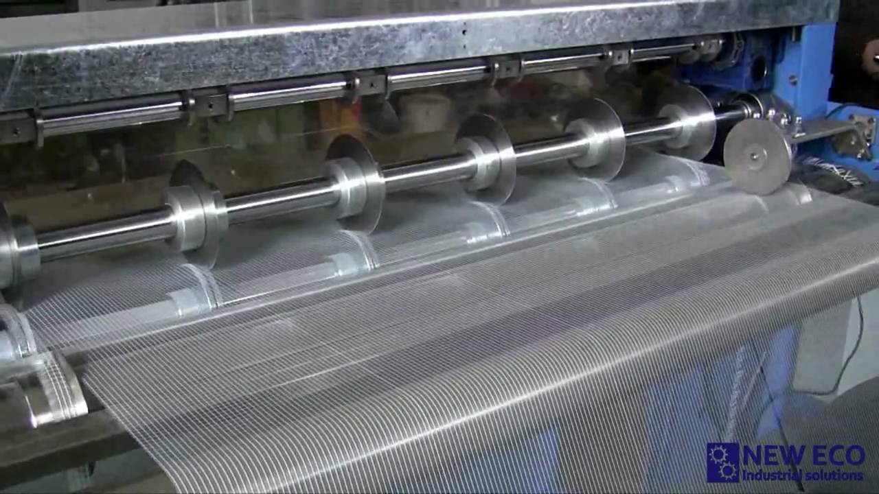 Automatic mesh slitting and measuring machine - YouTube