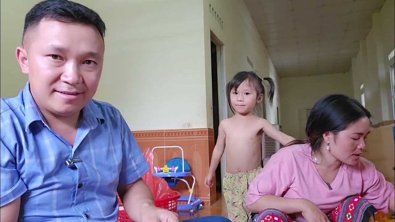 hnub xa tshuaj nawb cov me hlub - YouTube