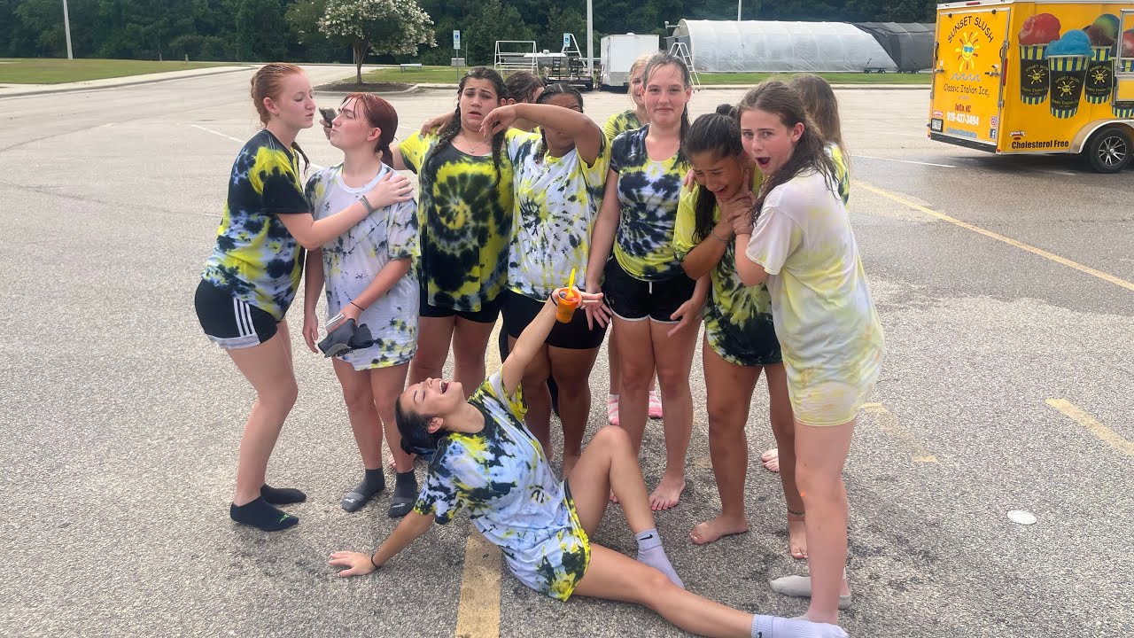 August camp!🖤💛 - YouTube