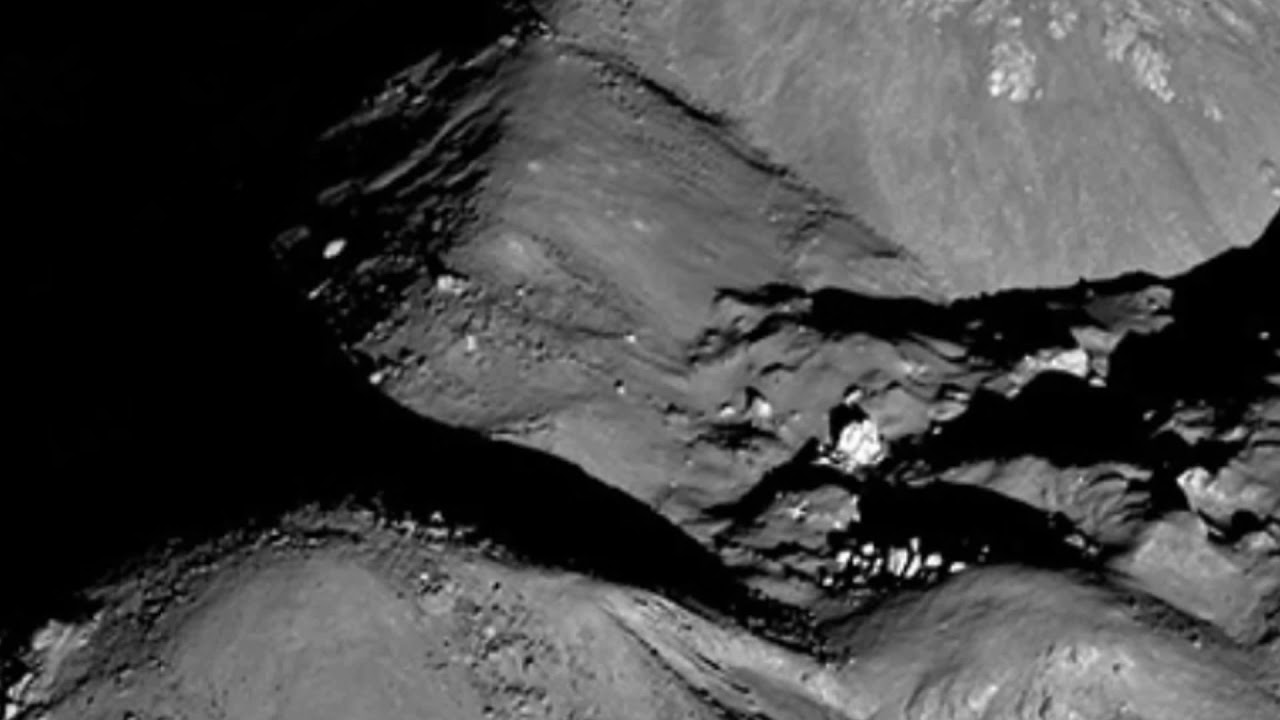 Copy of Close Look At A Full Size NASA TIFF Image Of The MOONS Surface ...