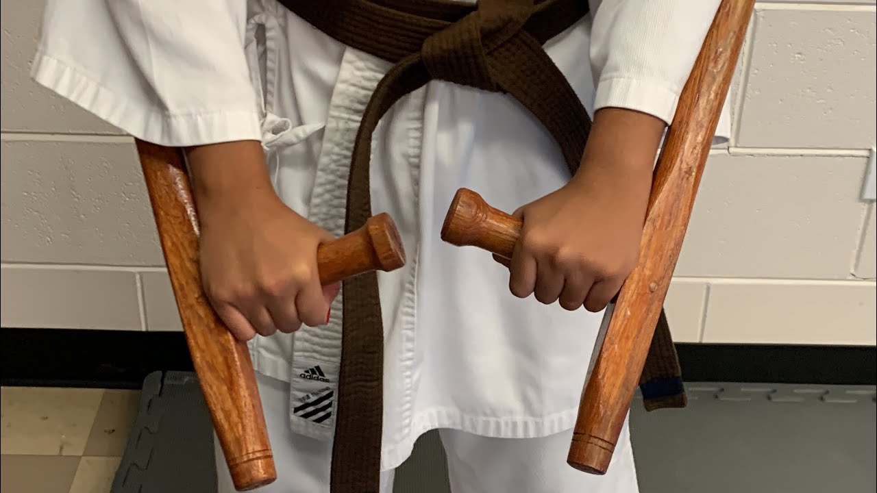 Tonfa; what it is, history, grips and applications - YouTube