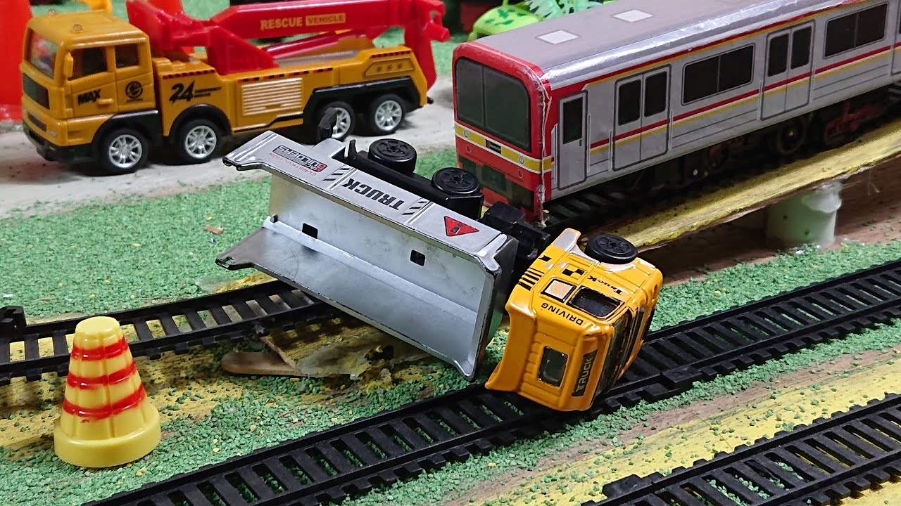Kereta Mini Lucu untuk Anak-Anak: Petualangan di Rel Kereta - YouTube