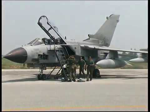 (136) GHEDI AFB: 2002/06/15 60° RADUNO 102° GRUPPO - YouTube