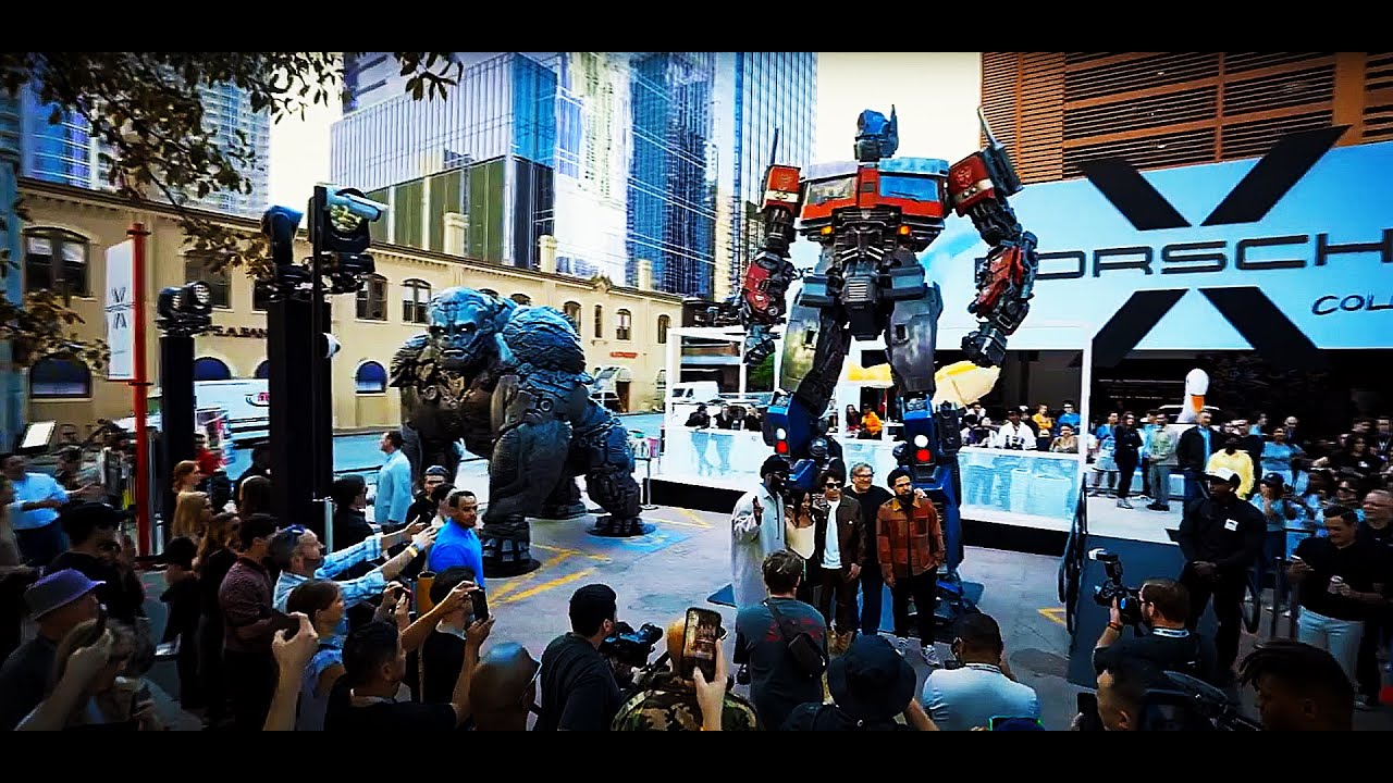 Rise of the Beast- Real Life Size Transformer Statue - YouTube