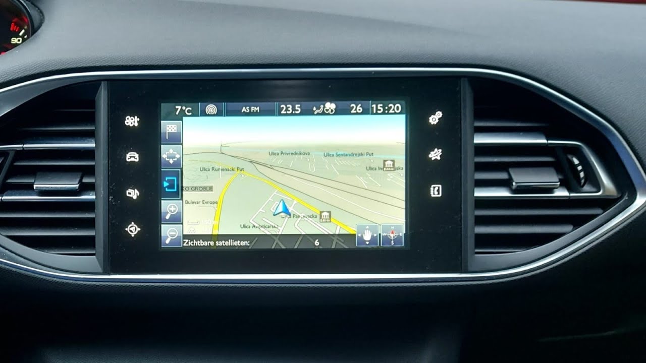 Peugeot 308,1.6 hdi 88 kw,2015 godiste,full paket ,navigacija,panorama ...