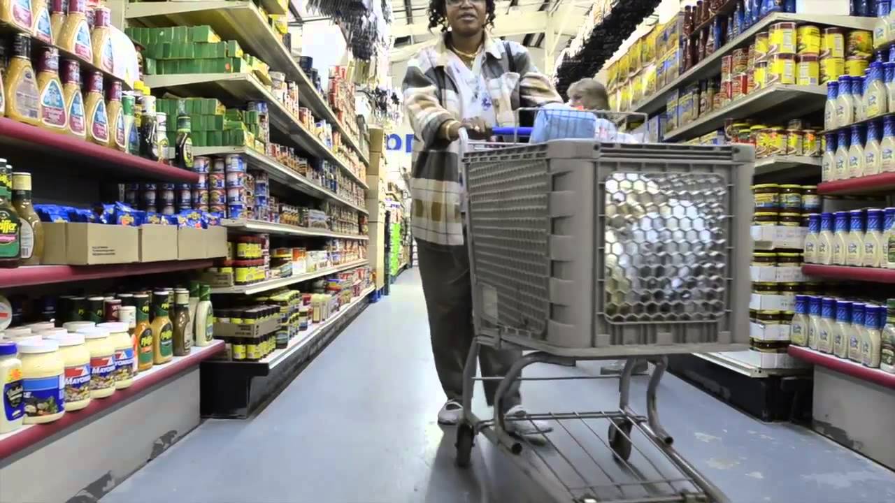 QUAKERTOWN FARMERS MARKET - Savings at Quakertown Farmer's Market - YouTube