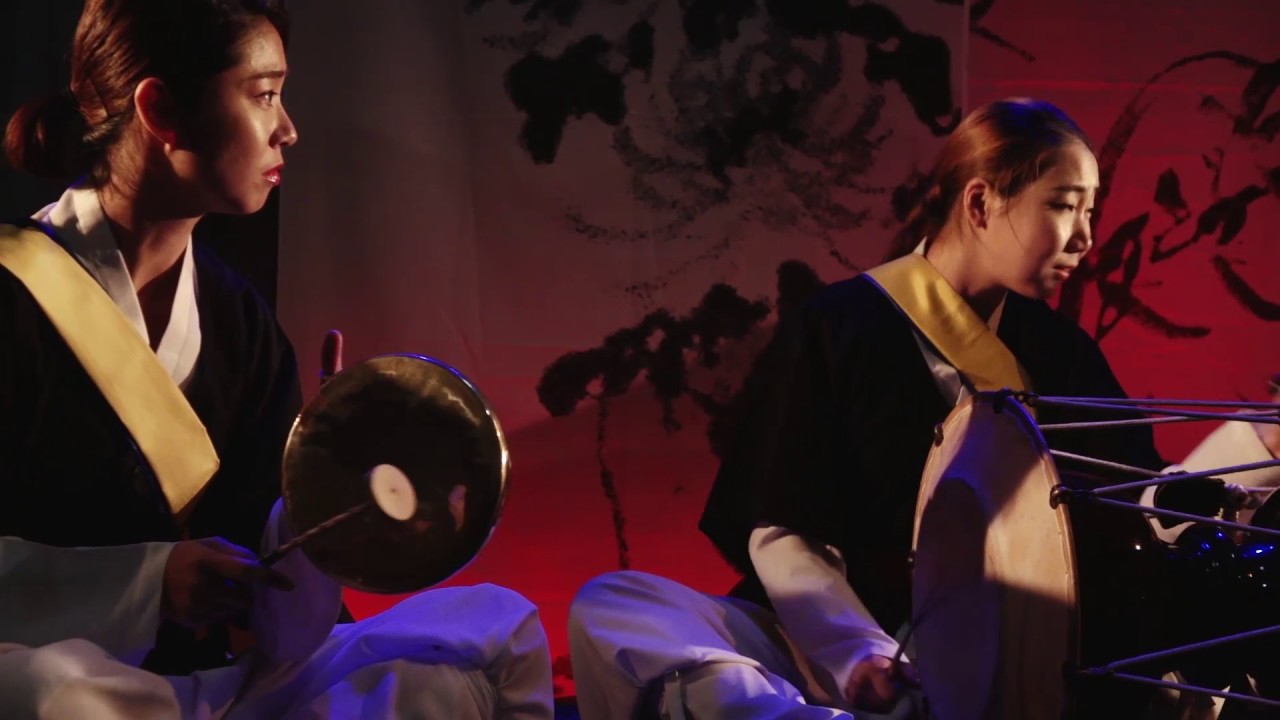 Extrait de musique traditionnelle coréenne - YouTube