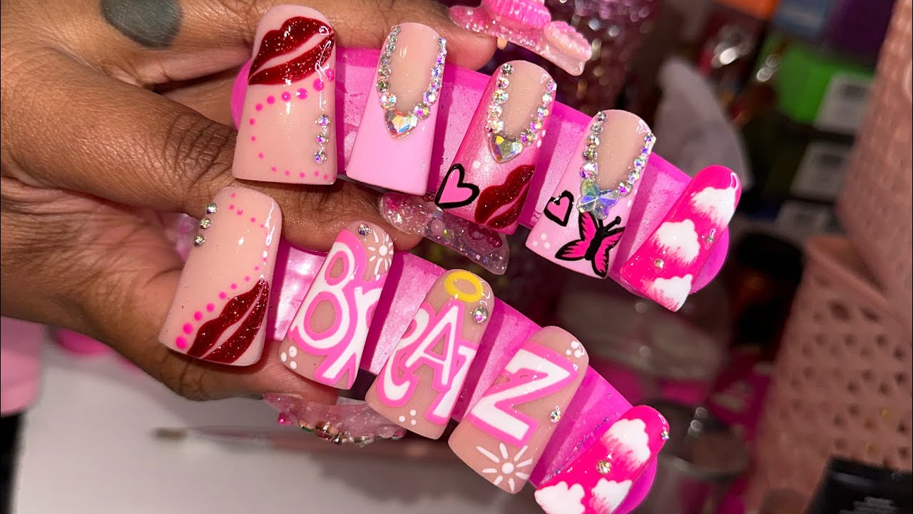 WATCH ME WORK!/ BRATZ ACRYLIC PRESS ON NAILS SET( with nail art) - YouTube