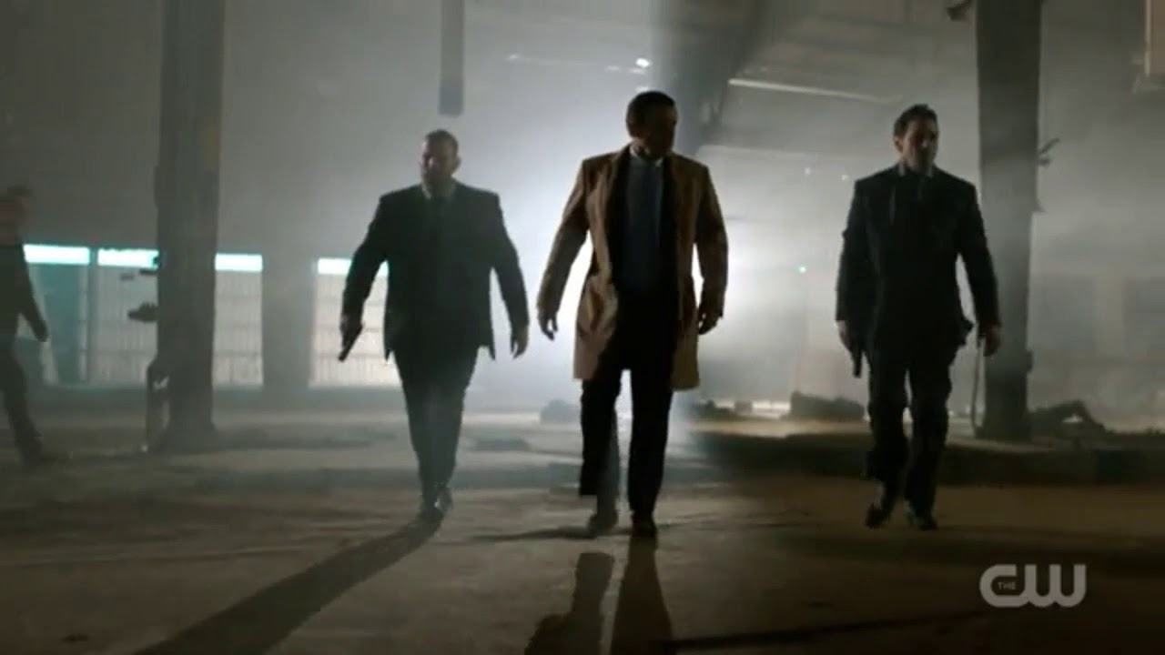 Arrow 6x10 shootout scene - YouTube