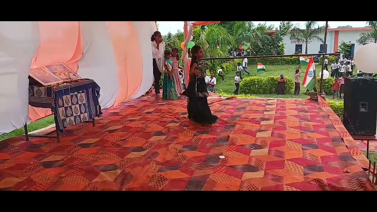 Barso re song performance 15 august#dance @BssInternationalSchool - YouTube