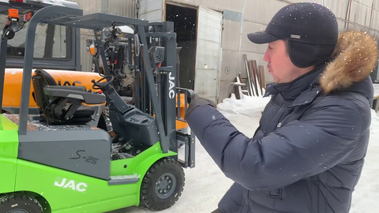 Краткий видеообзор новой модели электропогрузчика JAC CPD 25 Green Technology Touch Control ...
