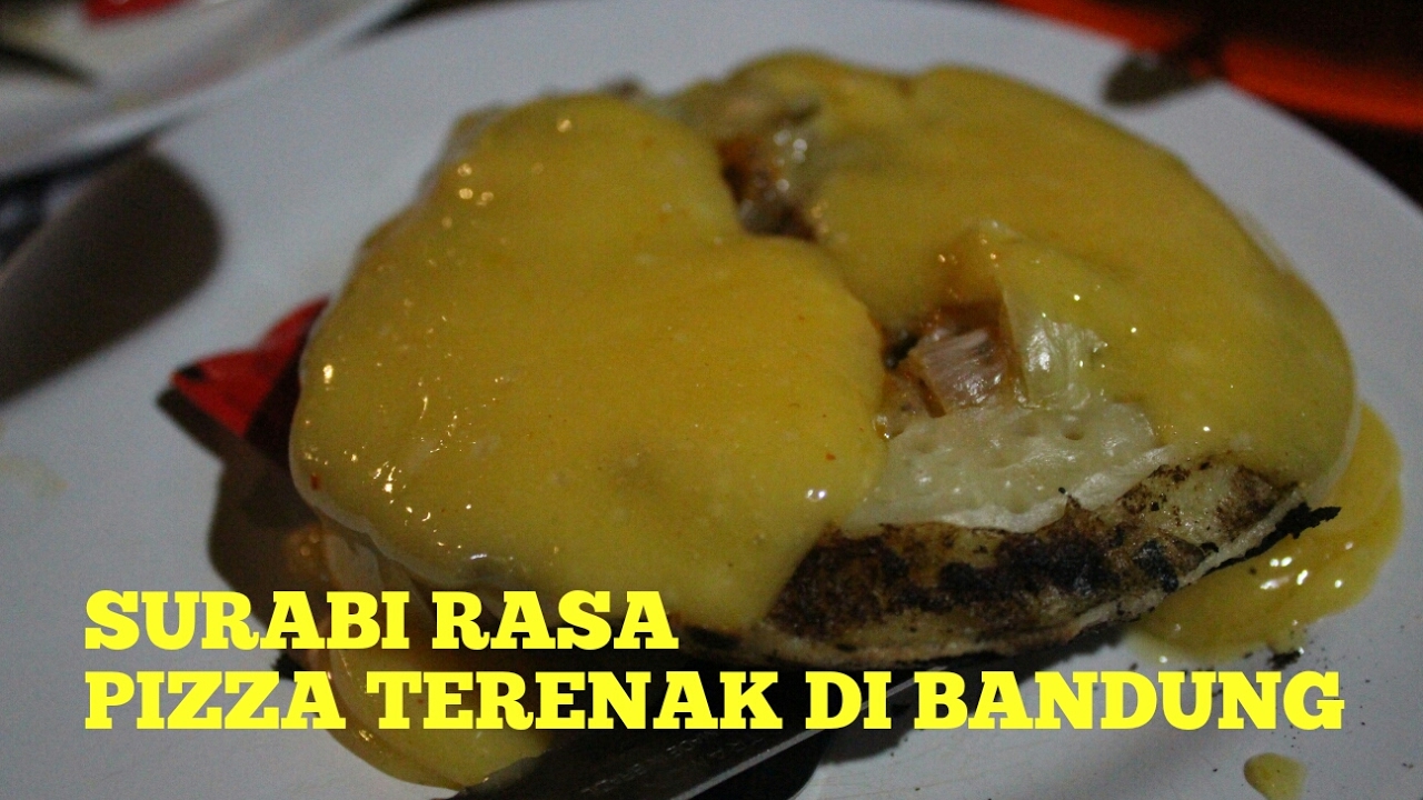 SURABI RASA PIZZA PALING ASHOY DI BANDUNG ( WARUNG SETIA BUDHI ) - YouTube