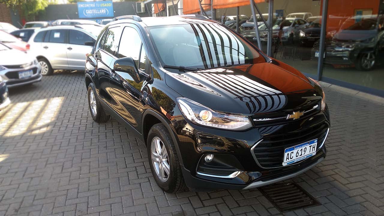 Chevrolet TRACKER FWD LTZ 4X2 5 P 1.8 - 2018 - YouTube