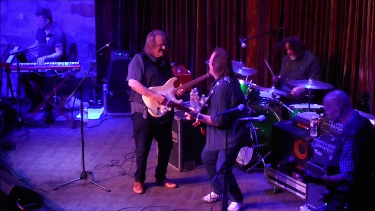 ROCKY ATHAS with WALTER TROUT ~ Bluesbreaker Brothers jammin' together ...