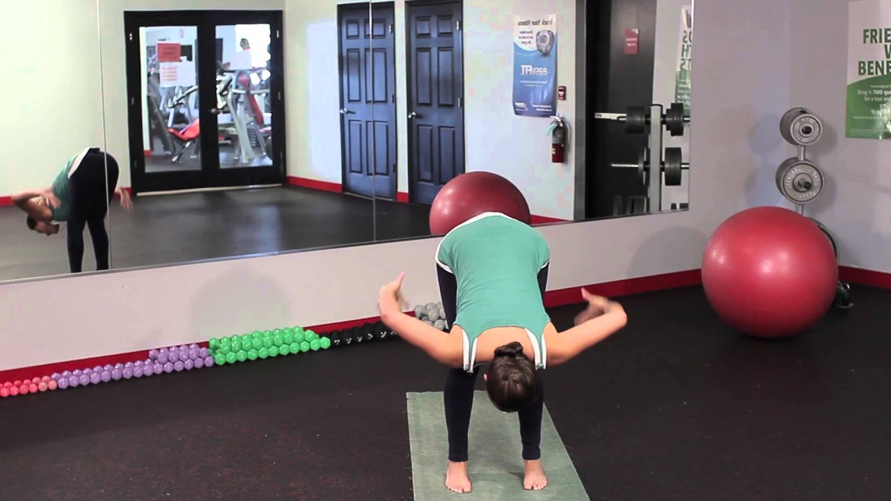 Hamstring Stretches for Runners : Stretching Techniques - YouTube