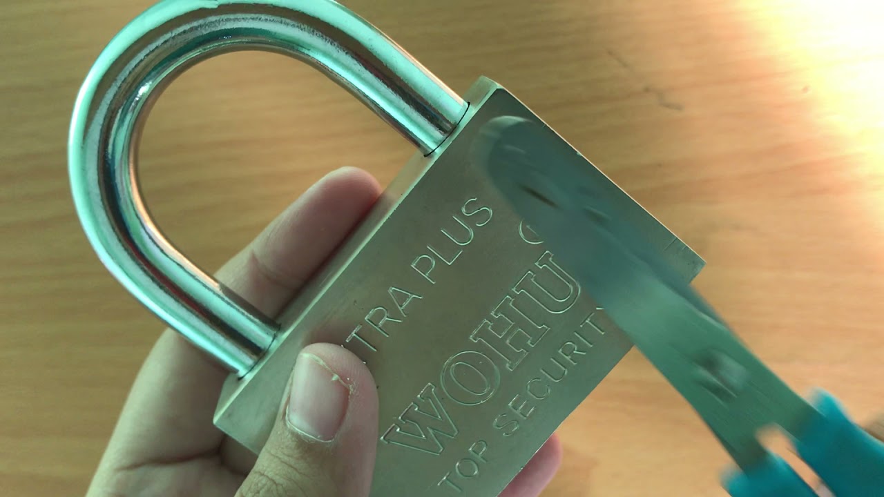 Unboxing of WOHU lock - YouTube