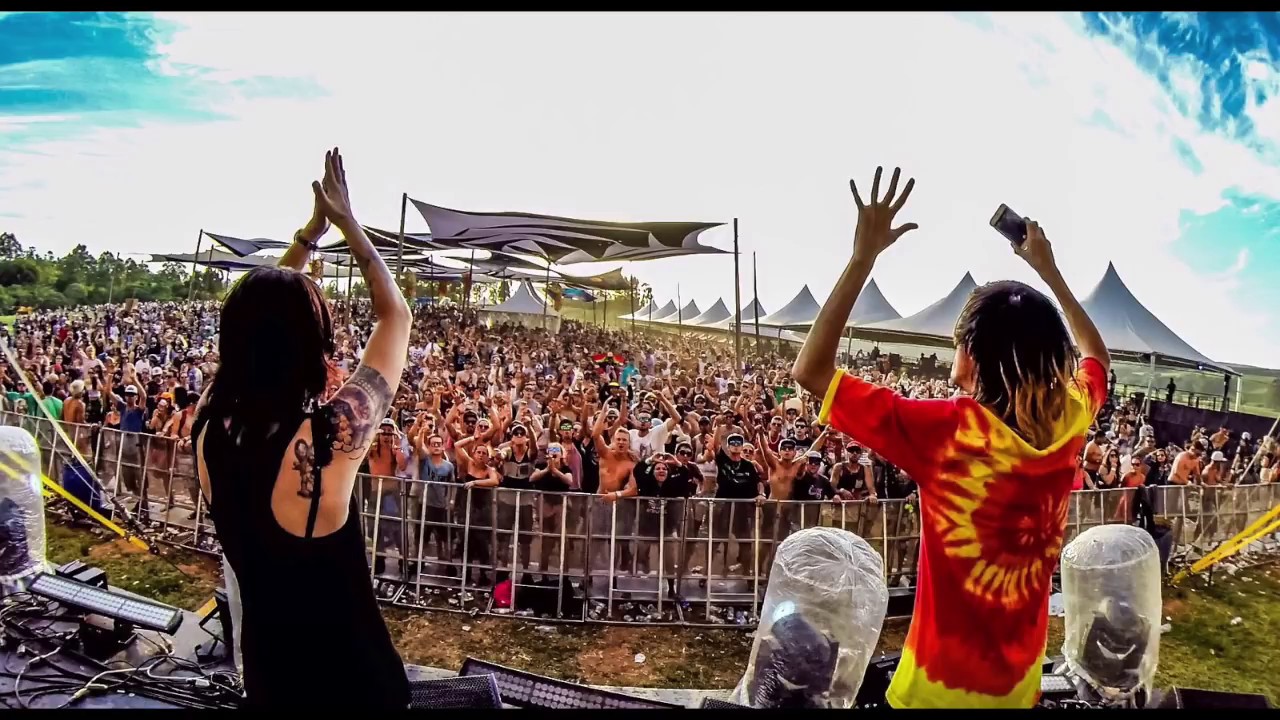 Mandragora & Devochka - Aladin [Audio] - YouTube