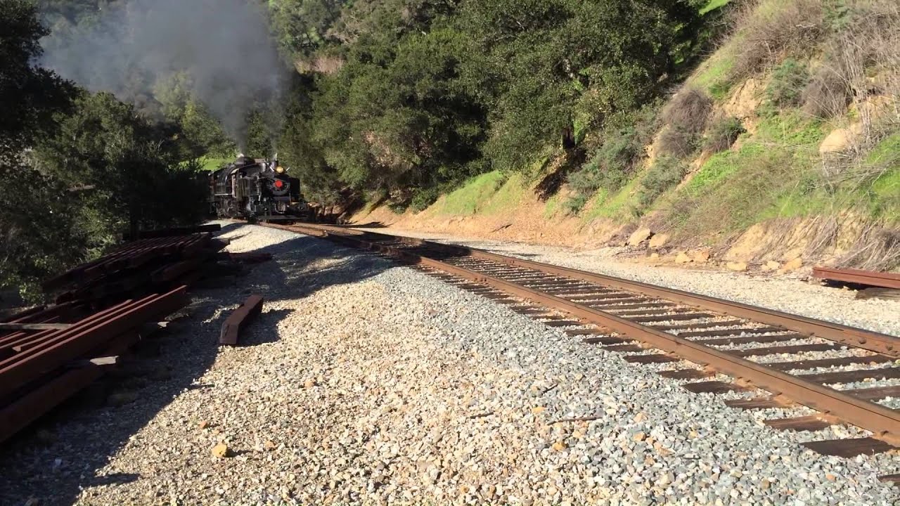 Niles Canyon Railway run-by - YouTube