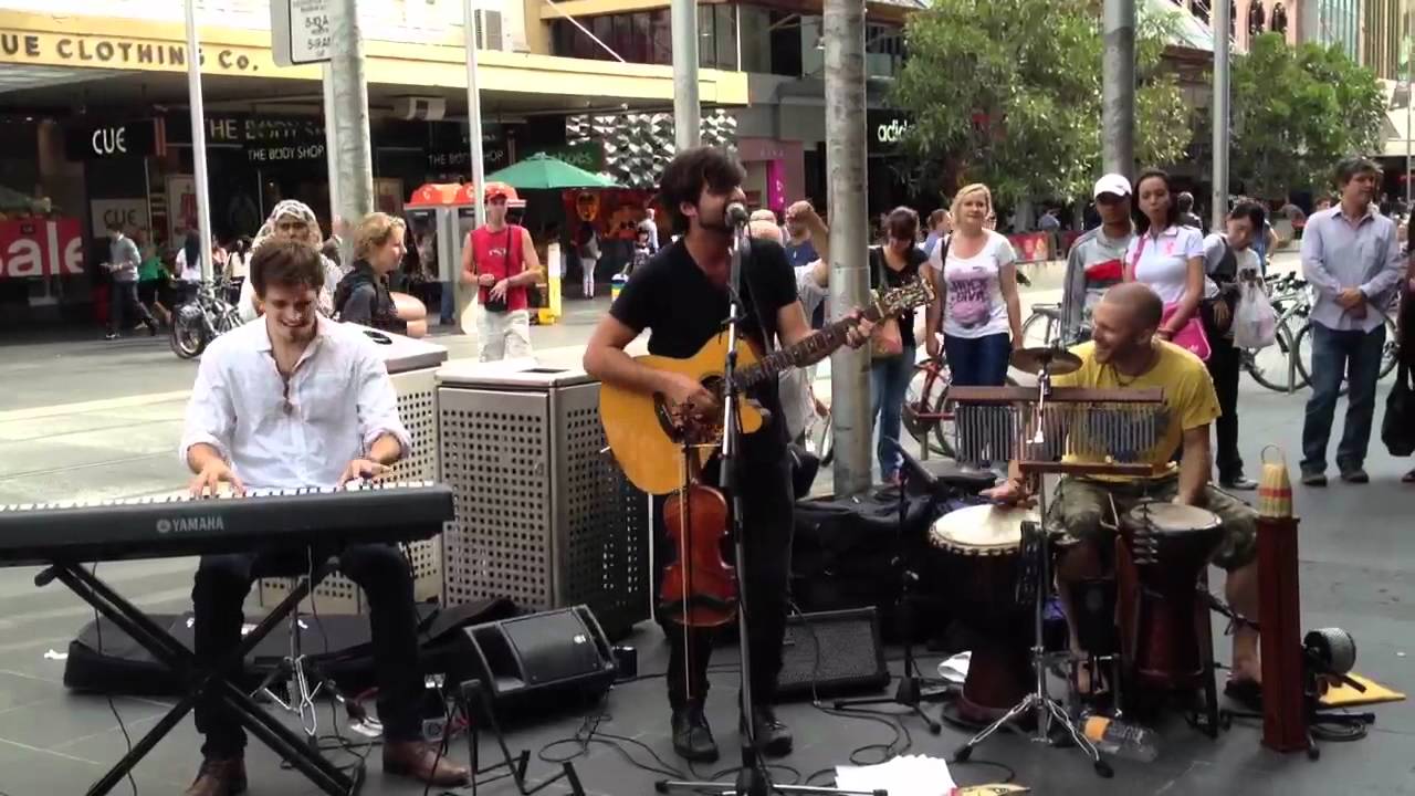 Best busking in Melbourne - YouTube