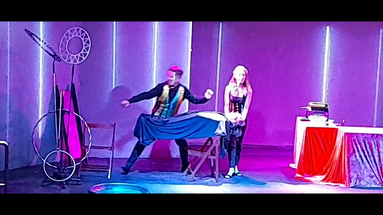 Magic🗯 Show Hypnosis👀 - YouTube