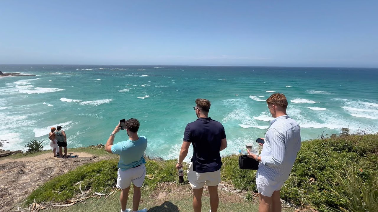 VLOG 005 | BRISBANE NIGHTLIFE | SECRET BEACH | AUSTRALIA - YouTube