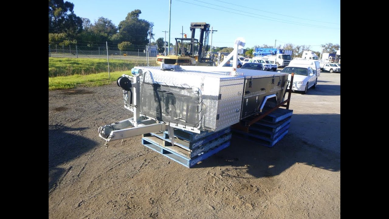 GA1409 - MDC Explorer Rear Fold Camper Trailer - YouTube