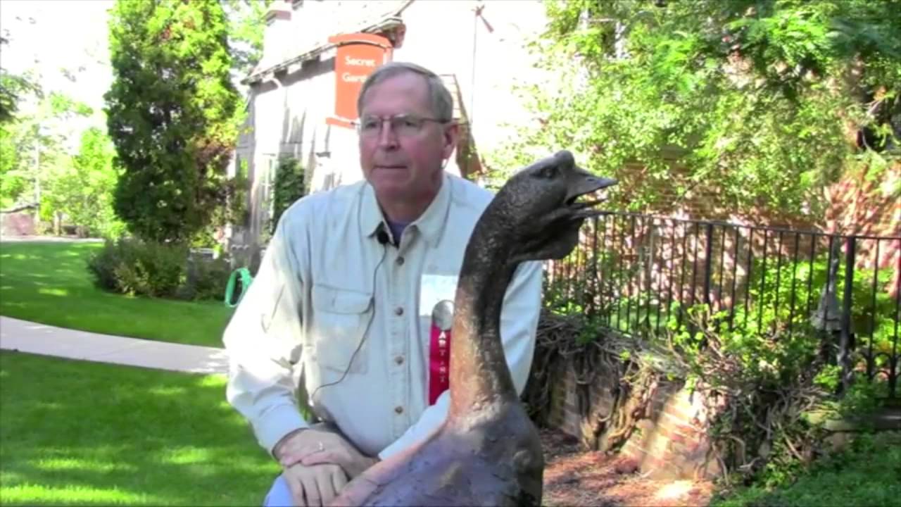 Sculptor Walter Matia on "Yard Boss" at the Woodson Art Museum - YouTube