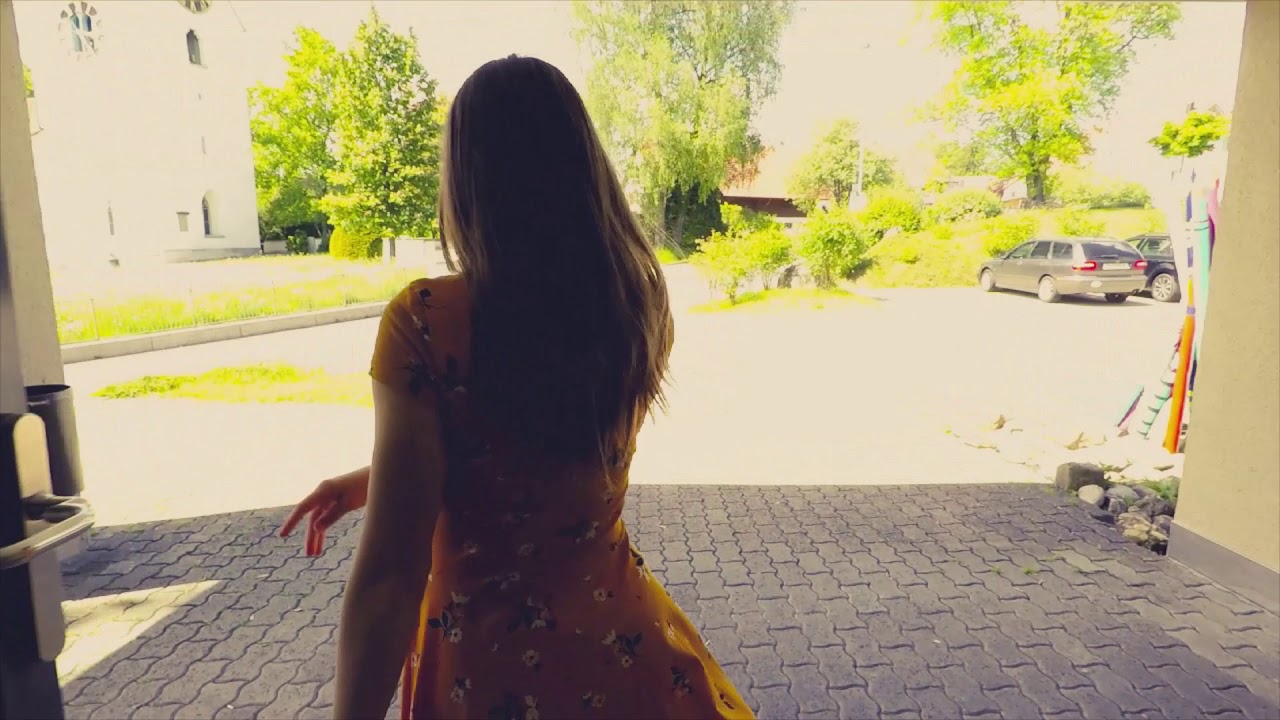 Bergblick Schule Weisslingen - YouTube