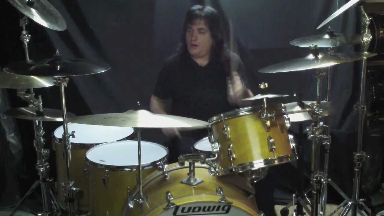 Bobby Rondinelli 60 Second Drum Lesson Triplets Part 1 - YouTube