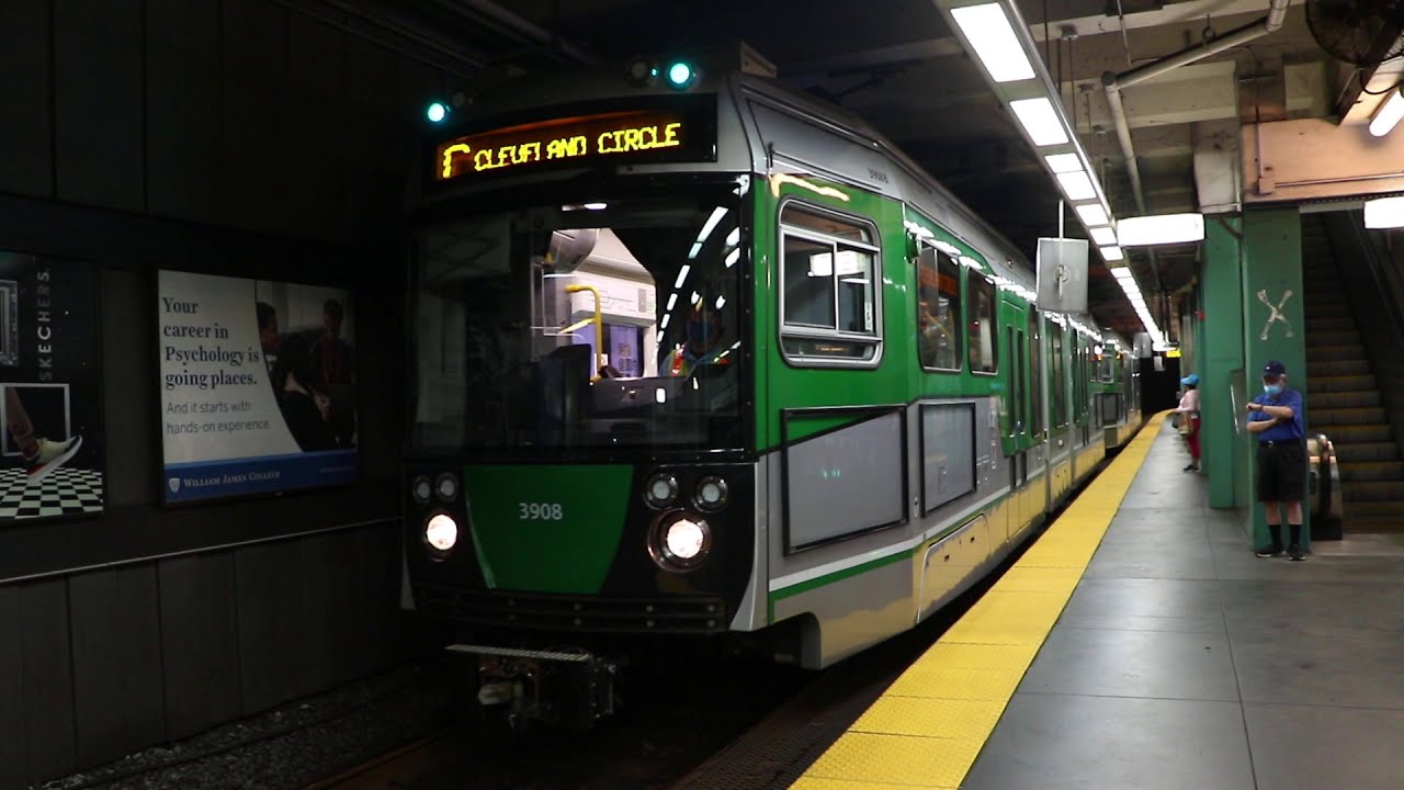 MBTA Subway "The T" : Cleveland Circle Bound CAF Type-9 Green Line C ...