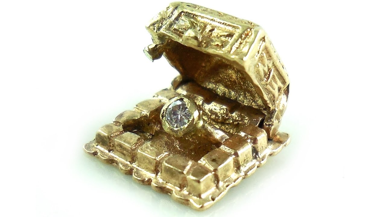 Vintage 14k Gold And Diamond Ring In Movable Jewelry Box Charm - YouTube