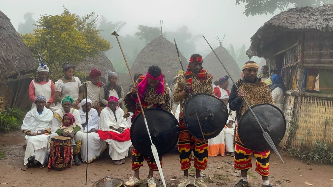 የዶርዜ ማሕበረሰብ የባህል ጭፈራ Cultural dance of the Dorze Village ️ ️ ️ - YouTube