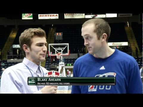 Blake Ahearn talks about making his 100th free throw in a row - YouTube