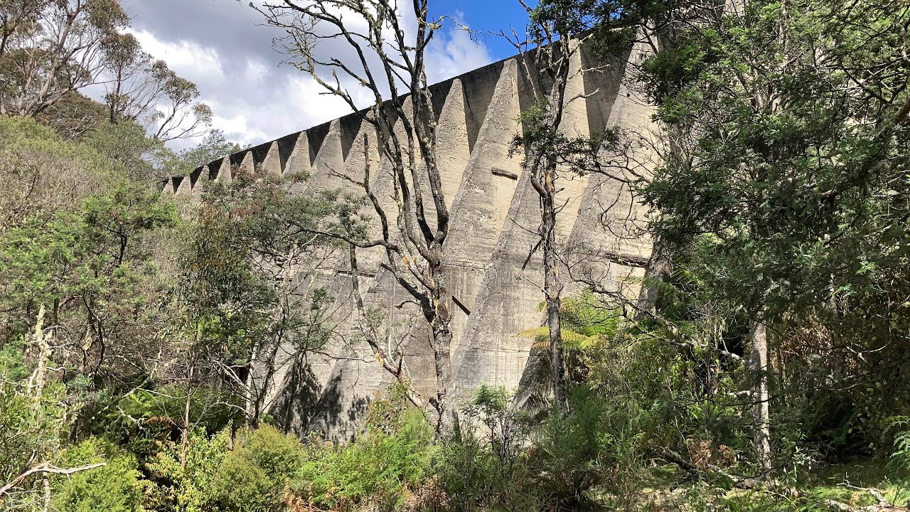 Mount Paris Dam wall - We are in the Dam 🤣 - YouTube