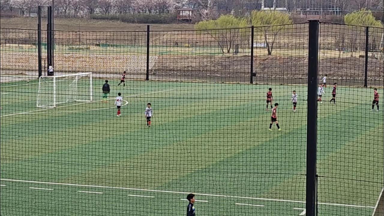 진학 경기 강용FC U12 VS 문래중학교 (전반전) - YouTube