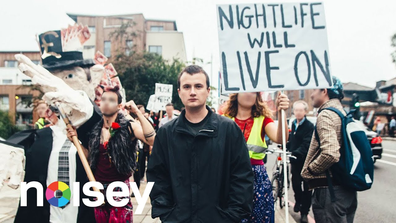 Police Crackdown on British Raves | Big Night Out: UK - YouTube