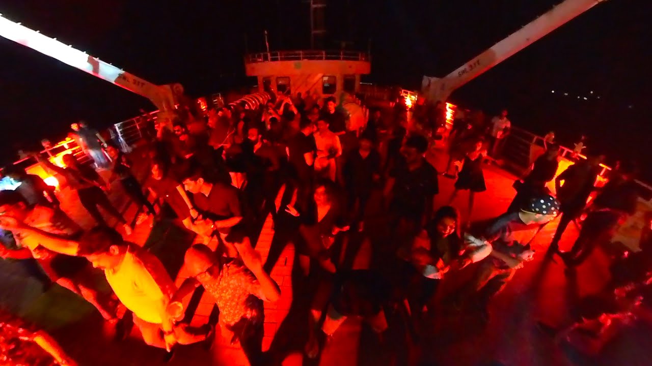 The most Exciting 360 degree Cruise Ship DJ Party You'll be ever be to ...