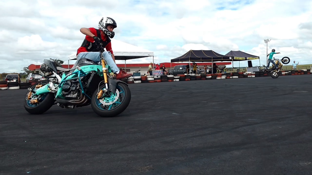 1° Arena Race Wheeling Freestyle - YouTube
