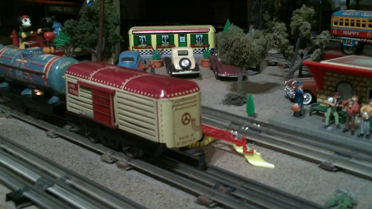 Marx Made in Gt. Britain Toy Train Set - YouTube