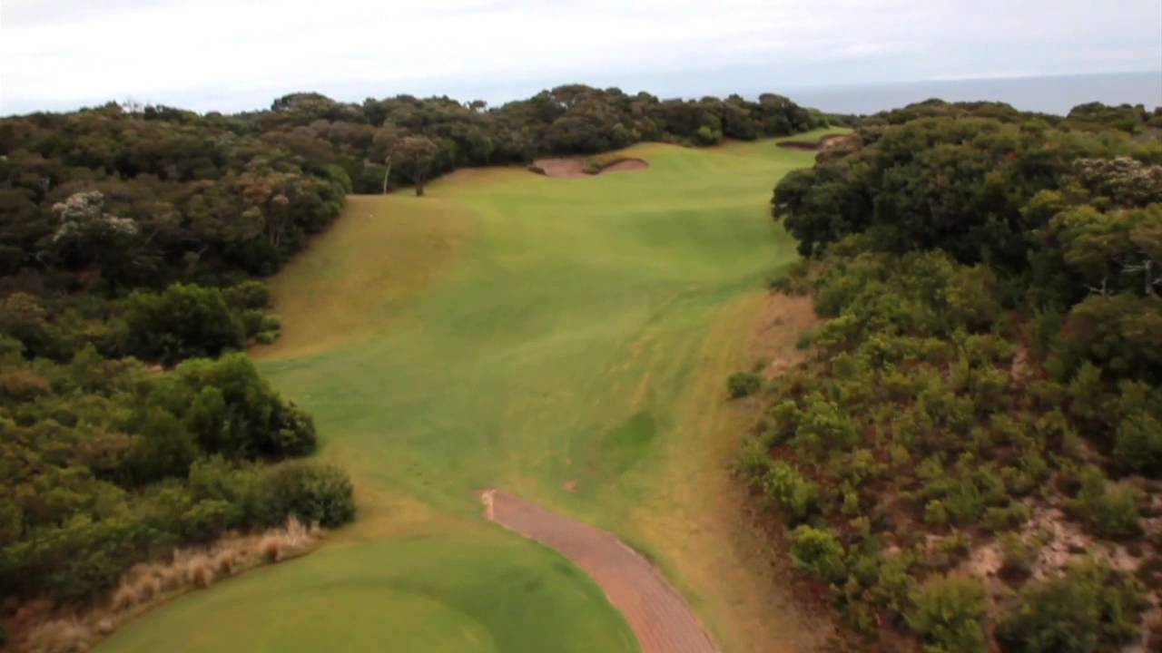 The National Golf Club - Old Course Hole 18 - YouTube